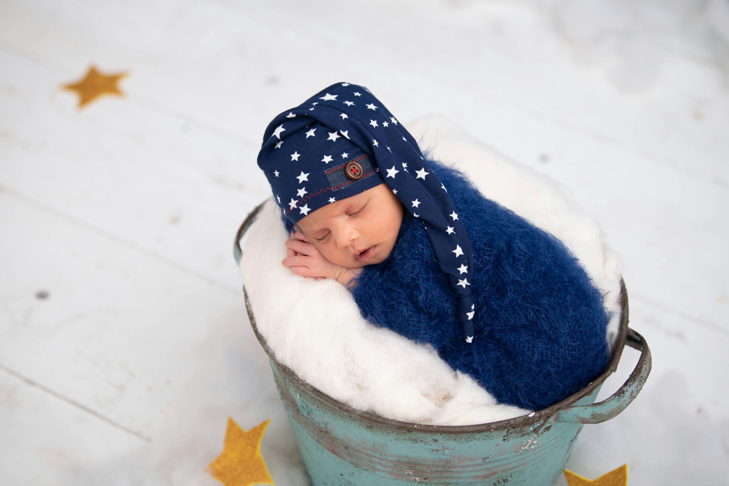 Cold Weather & Newborns: Keeping Babies Safe, Warm, and Well in Winter ...